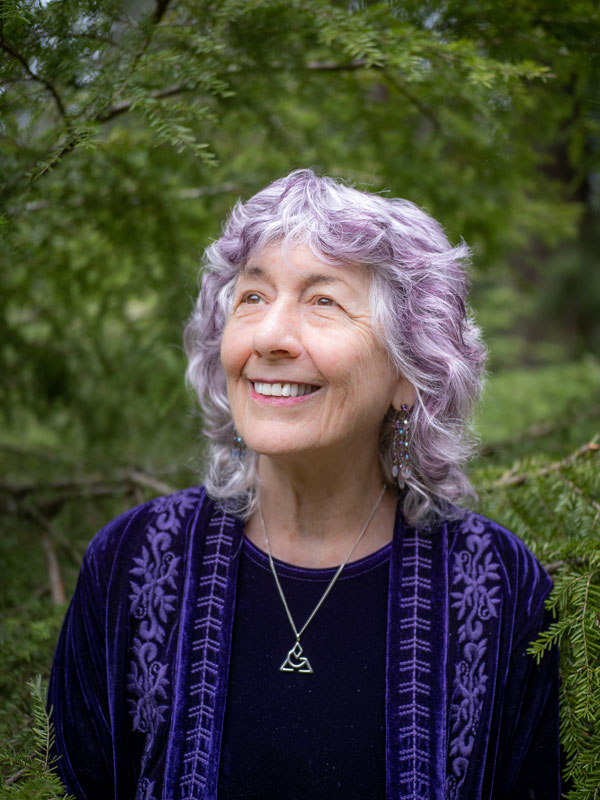 Contact - Kathryn Fentress